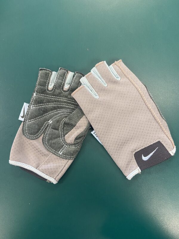 Nike Dri Fit Training gloves - Warchiefs Sports